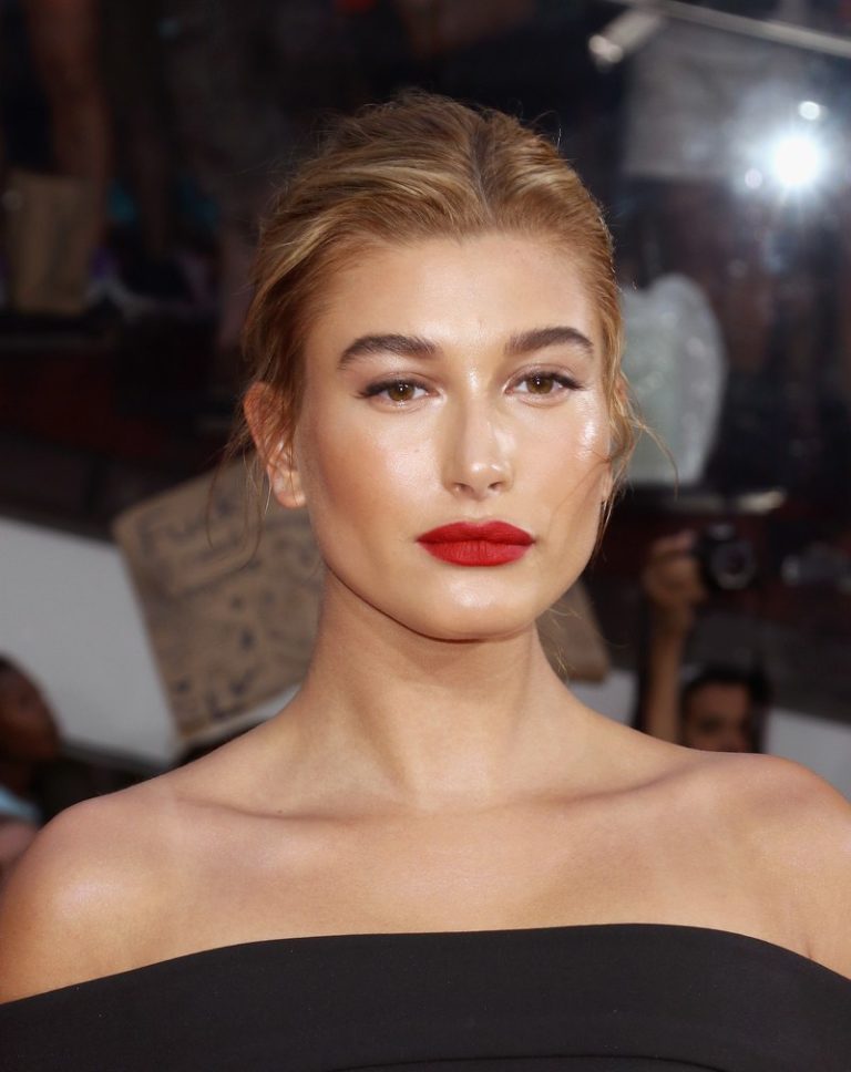 Hailey Baldwin: Before & After — Leaked Beauty